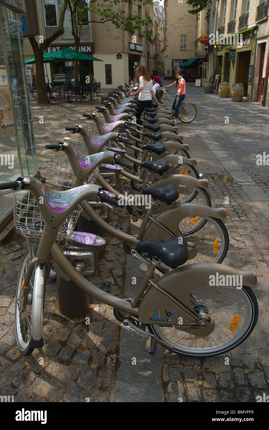 Rental point hi-res stock photography and images - Alamy