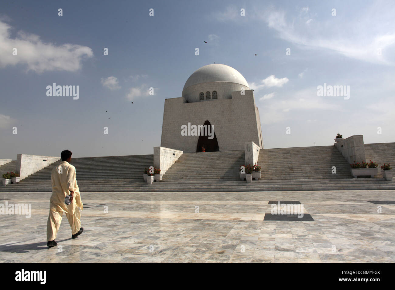 Quaid-i-azam mausoleum, grave of jinnah, founder of Pakistan Stock ...