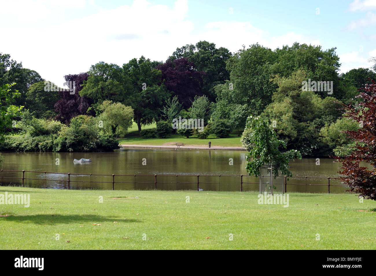 The Lake, Abington Park, Northampton, Northamptonshire, England, UK ...