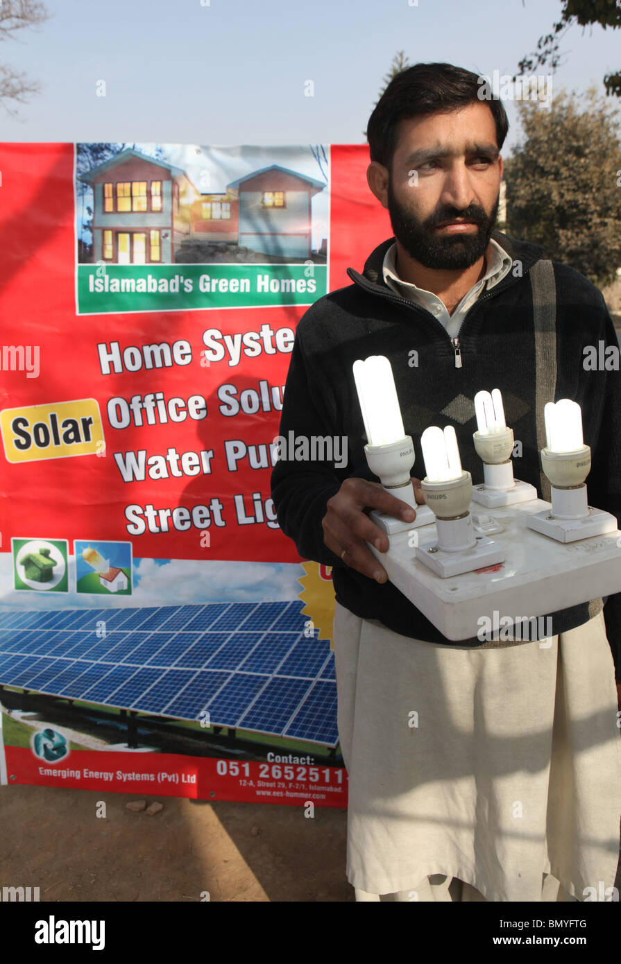 Solar salesman in Pakistan Stock Photo - Alamy