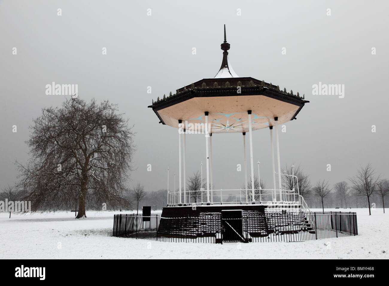 Whiteout band hi-res stock photography and images - Alamy