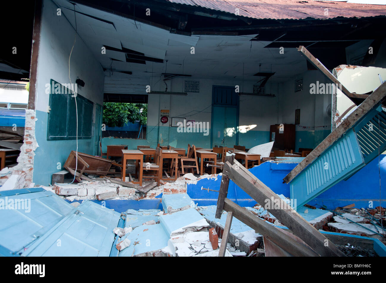 A badly damaged school in Padang, Indonesia Stock Photo - Alamy