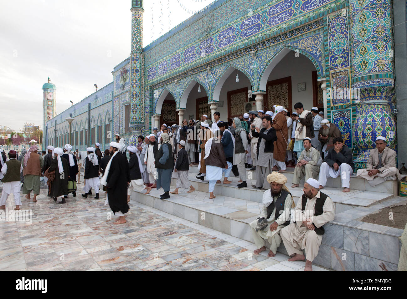 Hazrat ali mosque in Mazar-i-sharif (afghanistan) where Ali is believed ...