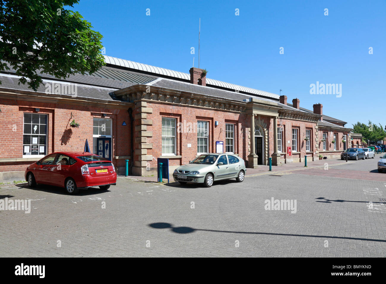 Beverley Railway Station facade, Beverley, East Riding of Yorkshire ...