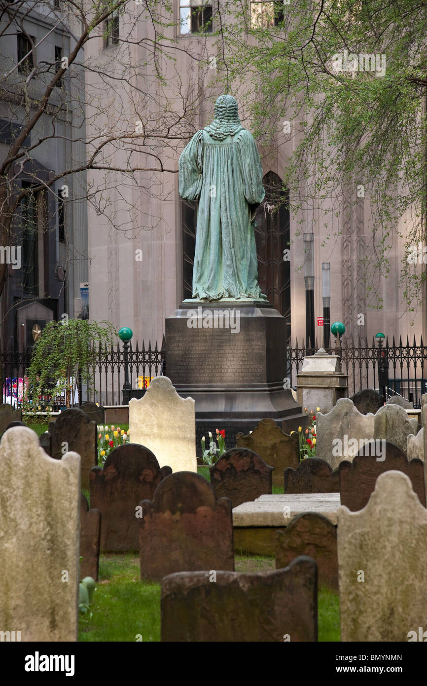 Trinity Church Cemetery, NYC Stock Photo - Alamy