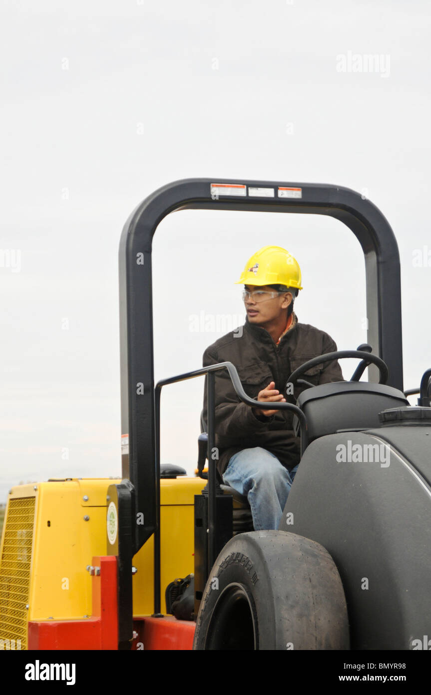 High school kids learning about construction Stock Photo - Alamy