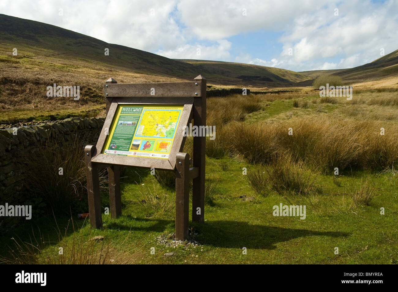 Info board sign hi-res stock photography and images - Alamy