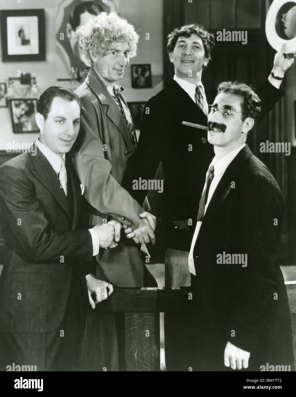 Zeppo marx hi-res stock photography and images - Alamy