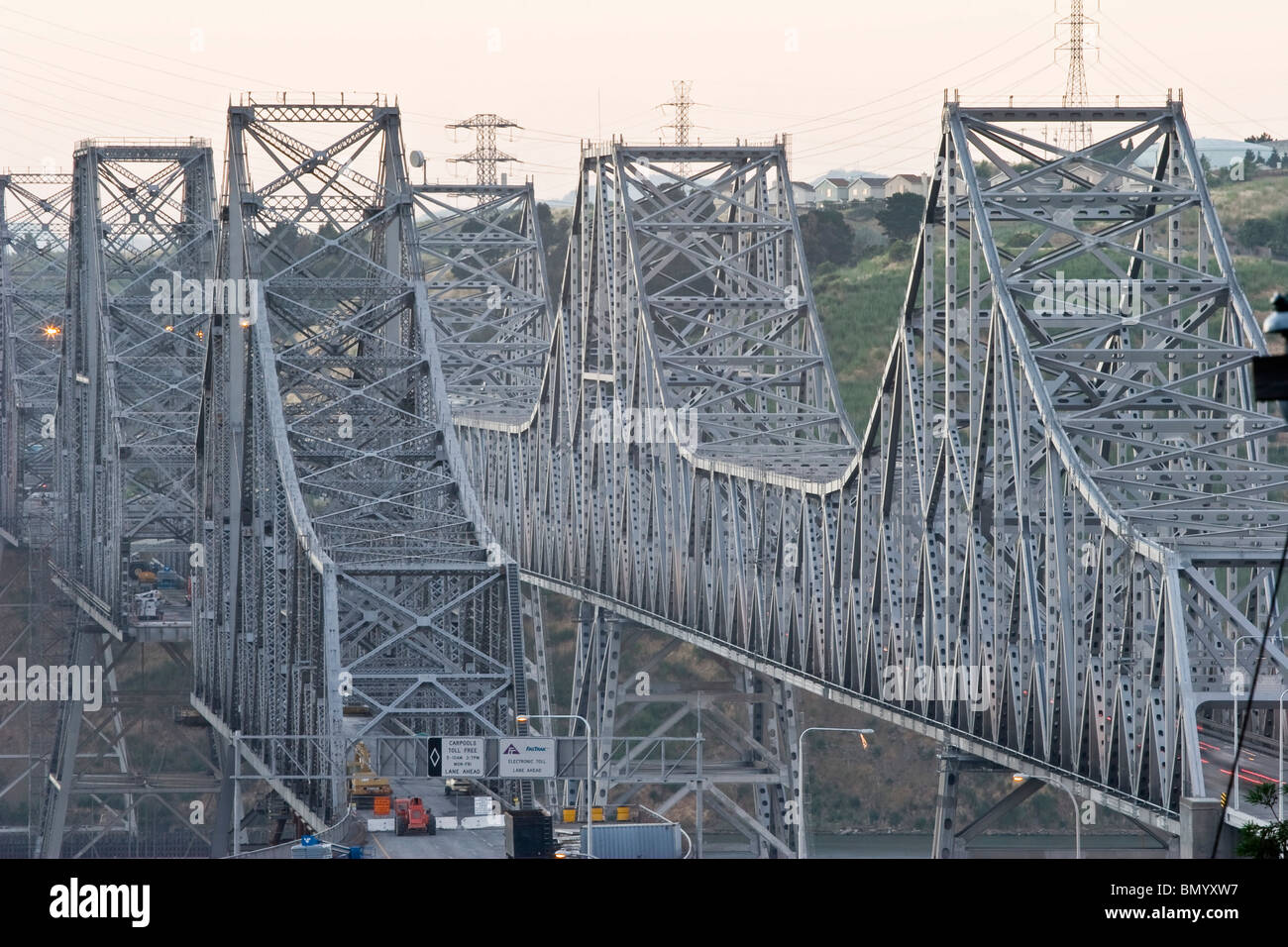 Historic Carquinez Bridge connecting Crocket and Vallejo (left bridge ...