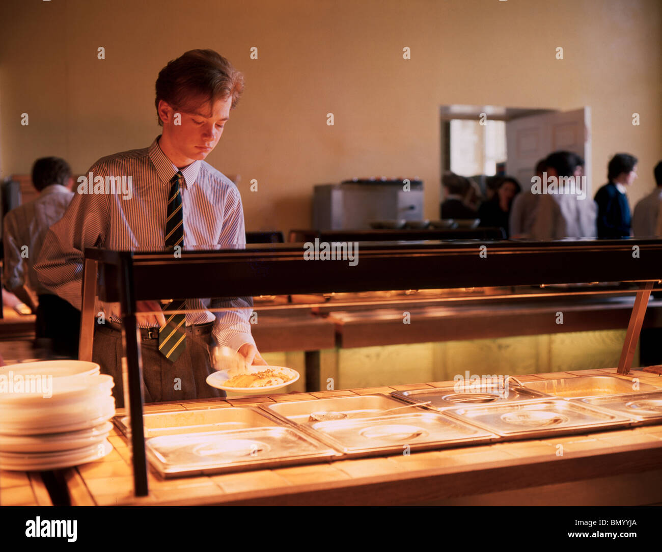 Stowe School dining hall canteen, 1980's Stock Photo - Alamy