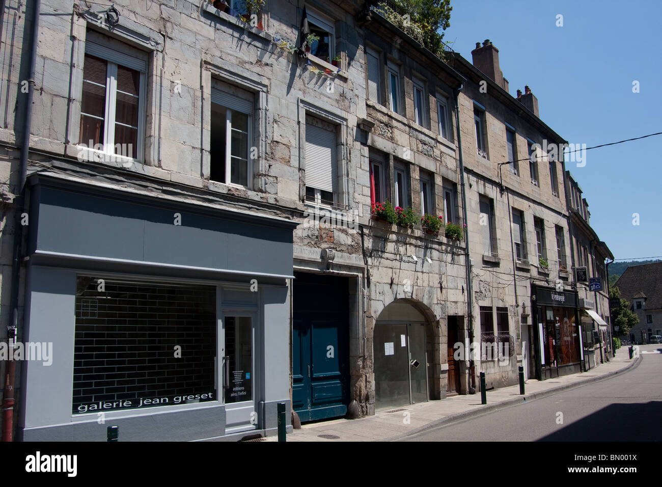 Old stone shop hi-res stock photography and images - Alamy