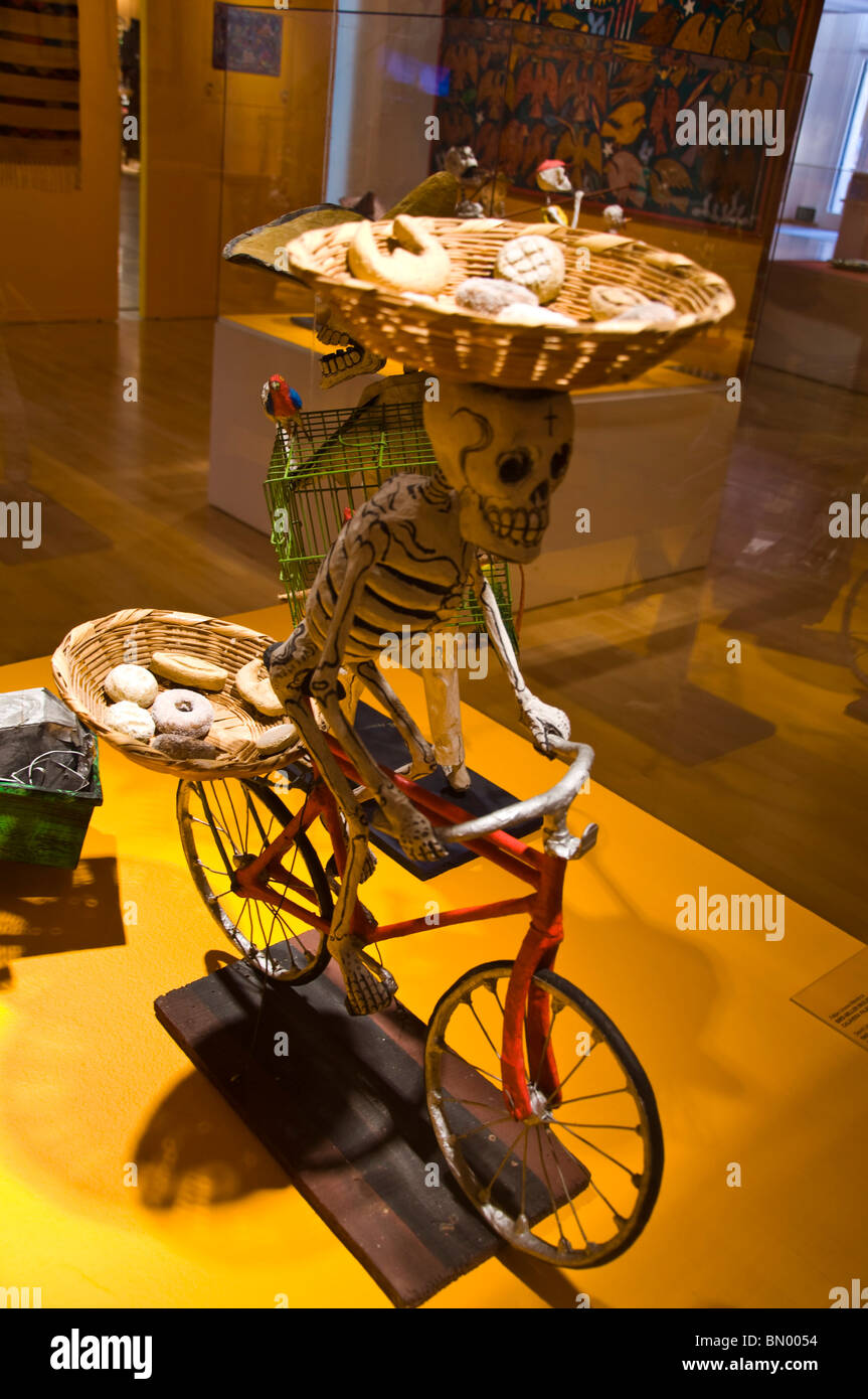 Mingei folk art hi-res stock photography and images - Alamy