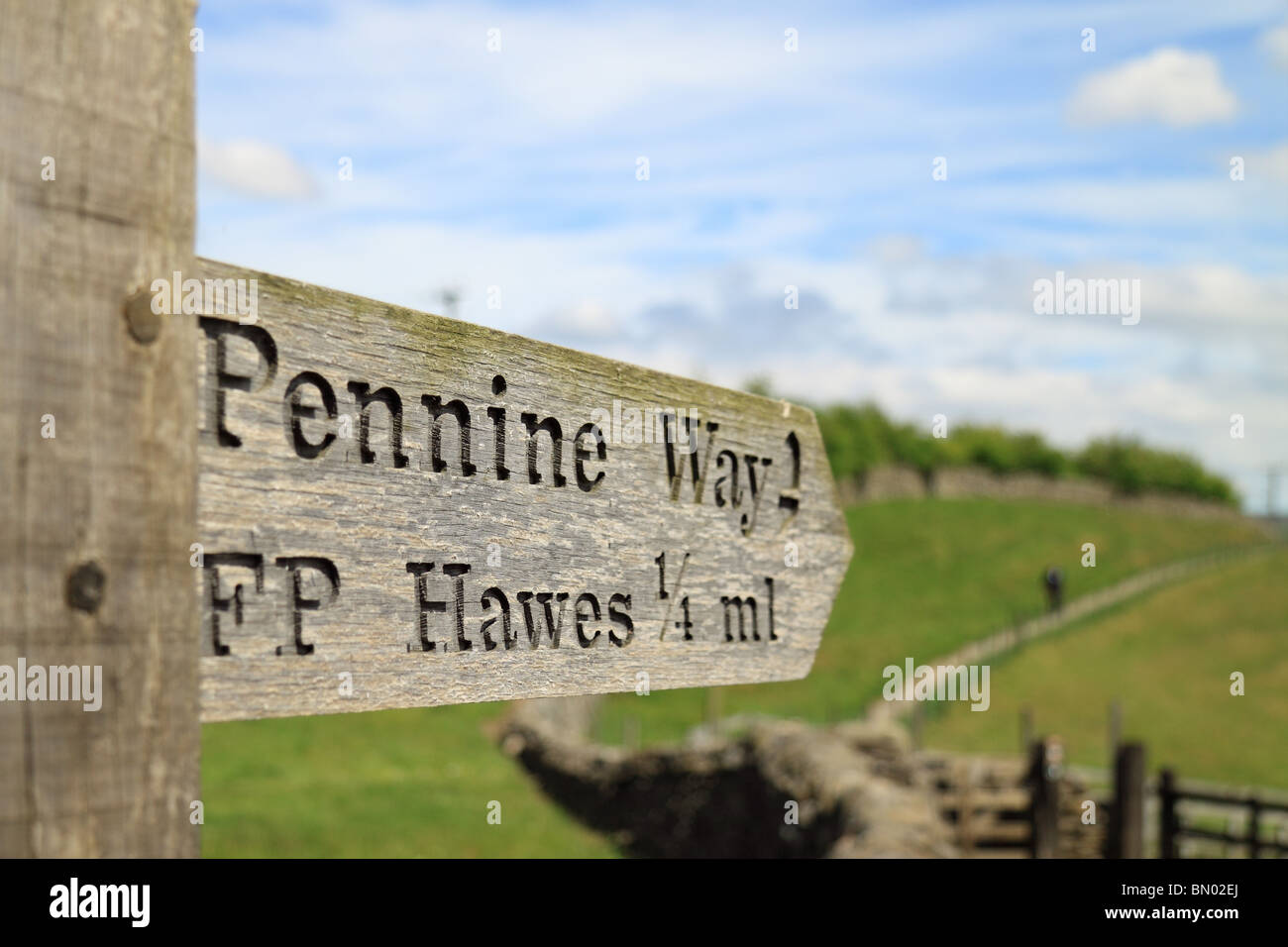 A Pennine Way sign, pointing towards Hawes in Wensleydale, Yorkshire ...