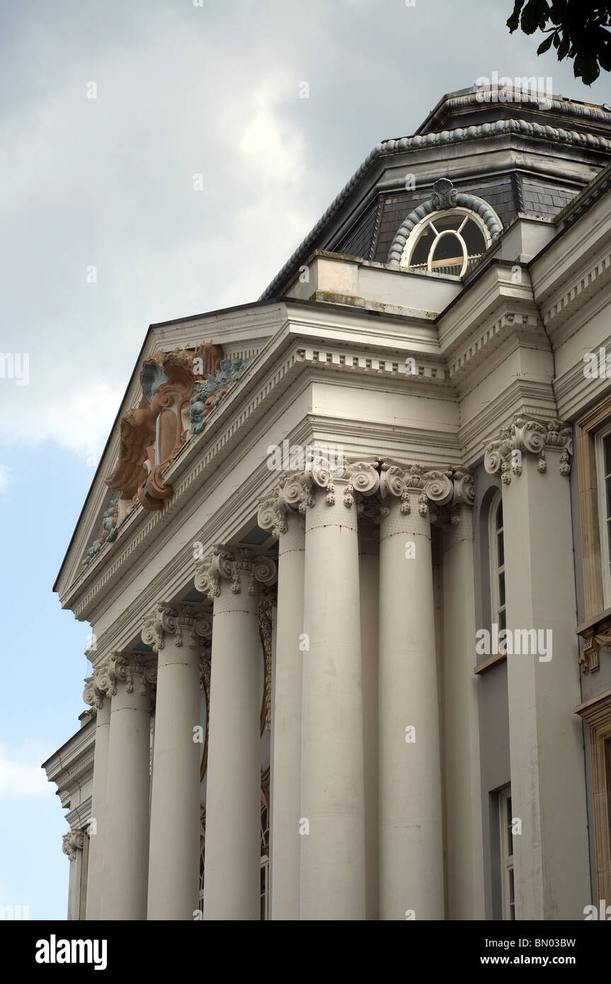 Oldway mansion hi-res stock photography and images - Alamy