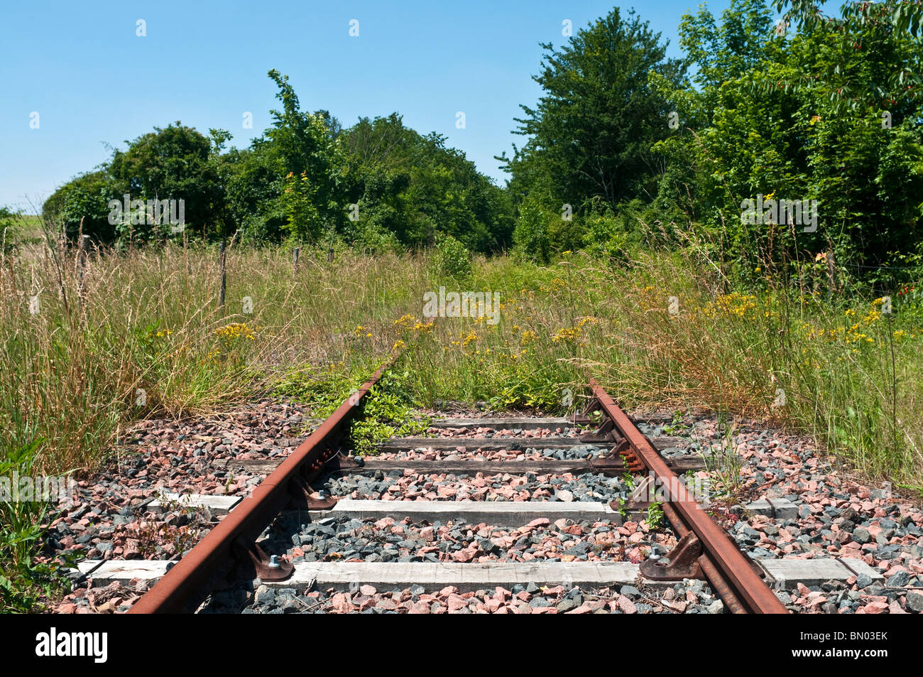 Railway dead end hi-res stock photography and images - Alamy