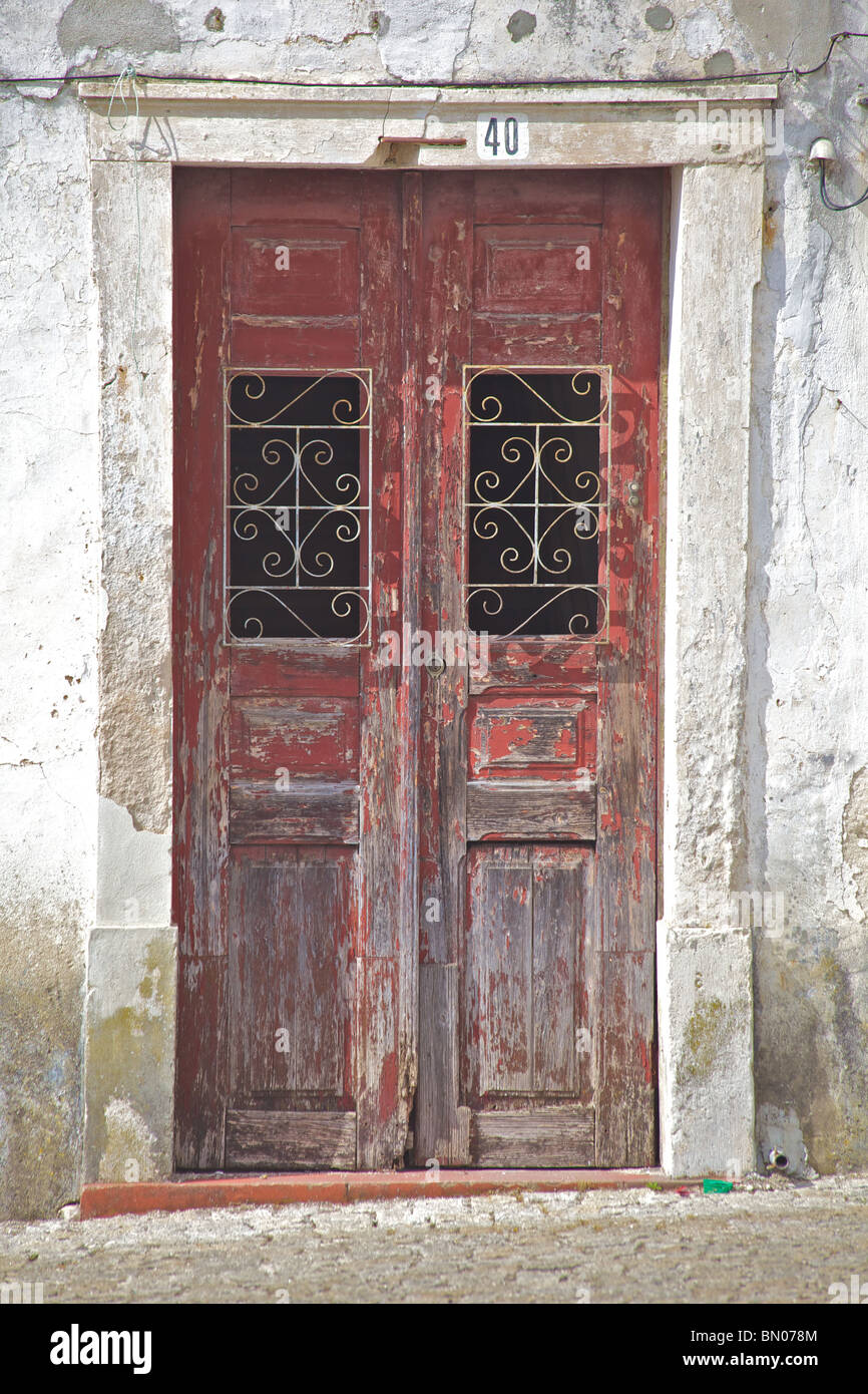 Rustic screen door hi-res stock photography and images - Alamy