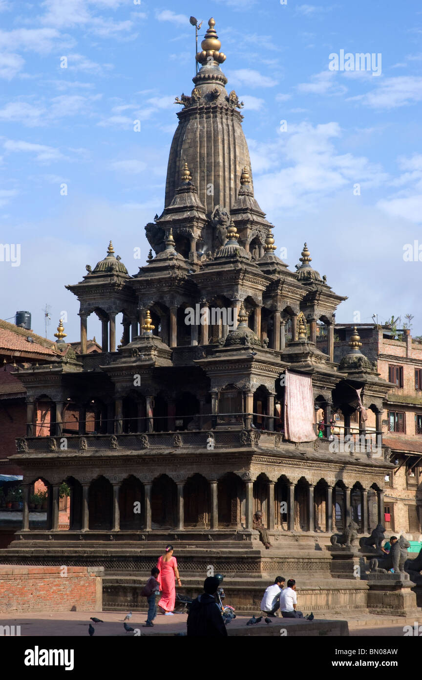 Khrishna Mandir temple in Durbar Square, Patan, Nepal Stock Photo - Alamy