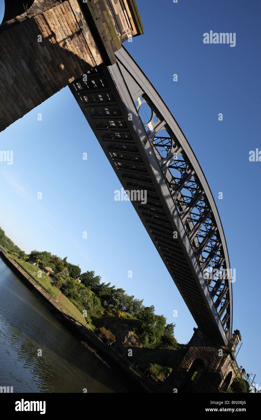 Victorian railway bridges hi-res stock photography and images - Alamy
