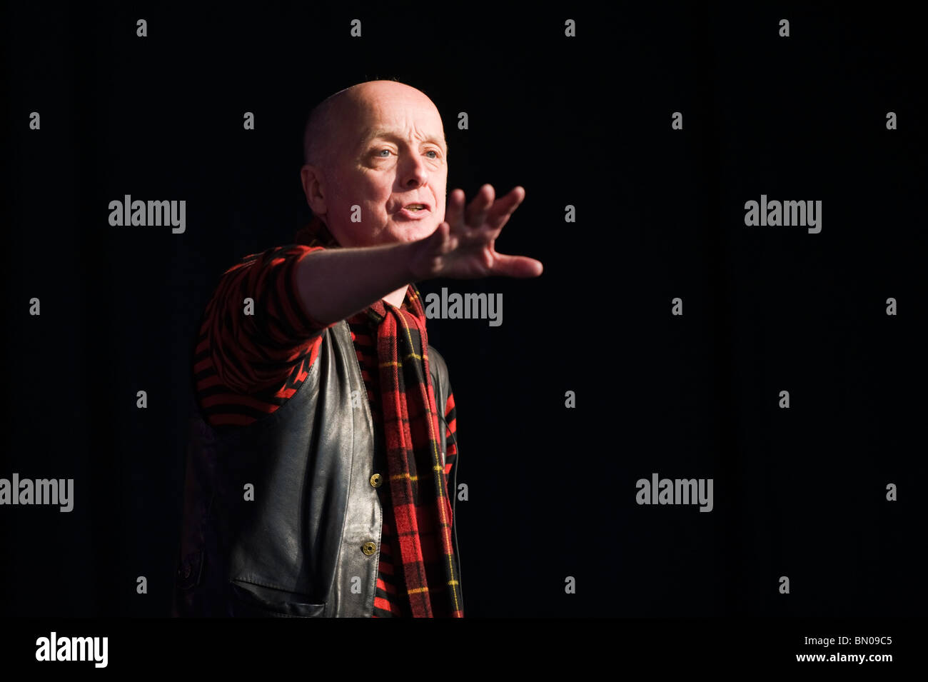 Children's writer Kjartan Poskitt performing his Murderous Maths show ...