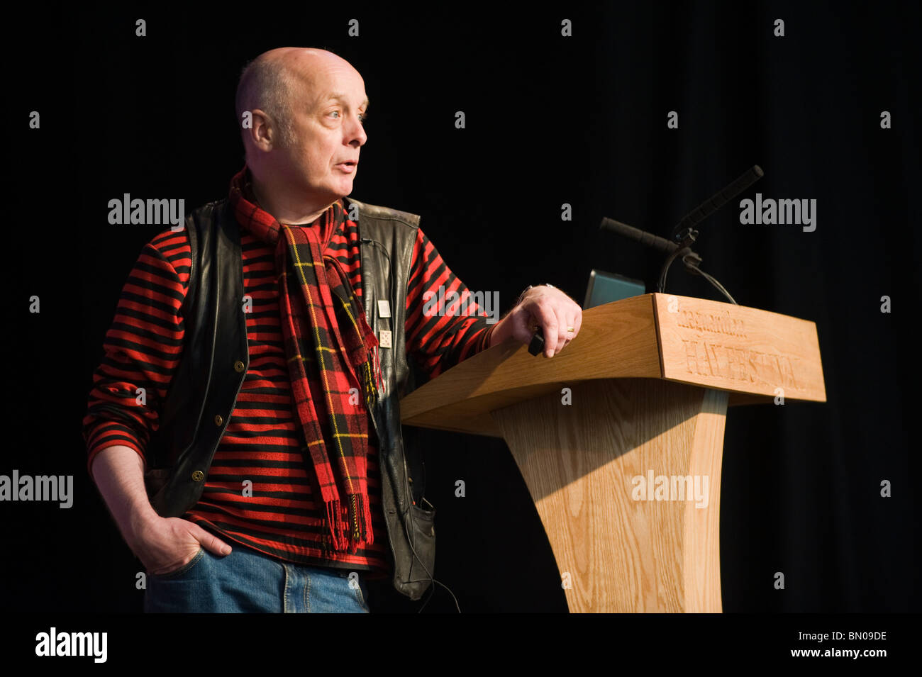 Children's writer Kjartan Poskitt performing his Murderous Maths show ...