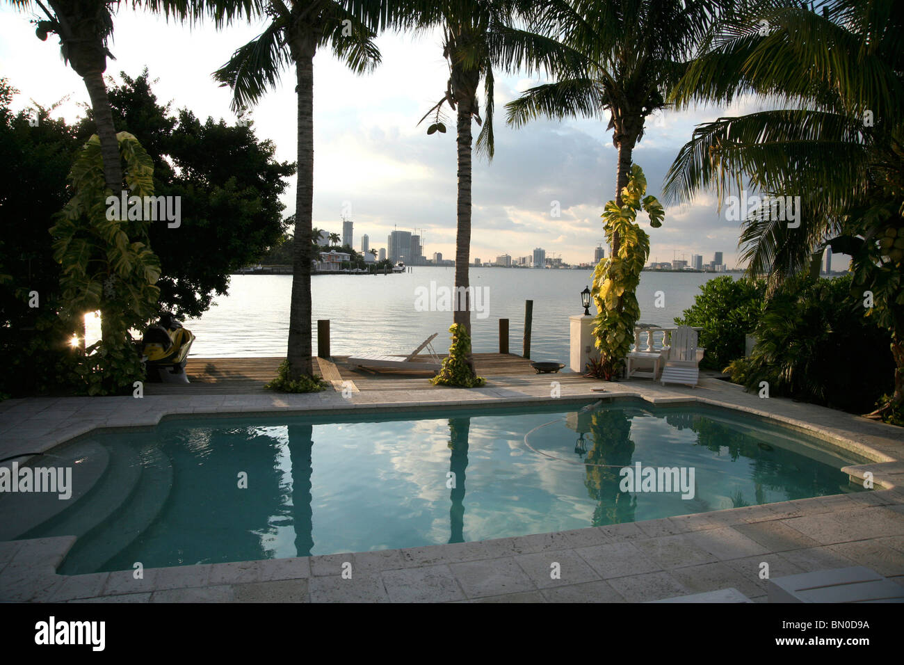 Tranquil poolside scene dusk hi-res stock photography and images - Alamy