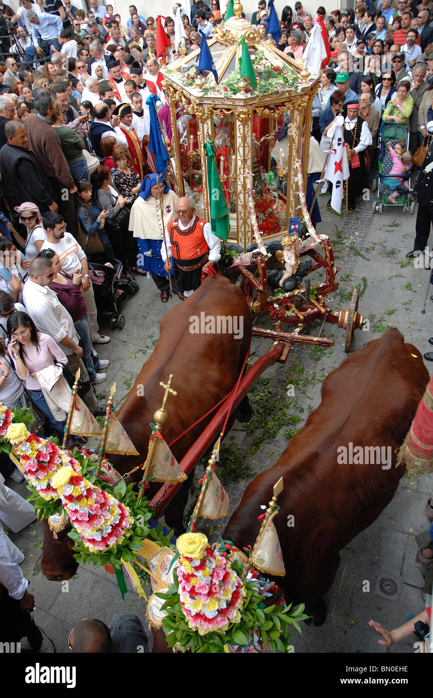 Sant'Efisio traditional event, the most important religious feast in ...