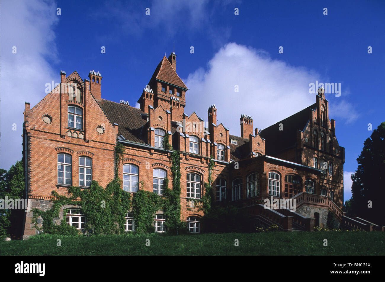 Tukuma jaunmoku pils hi-res stock photography and images - Alamy