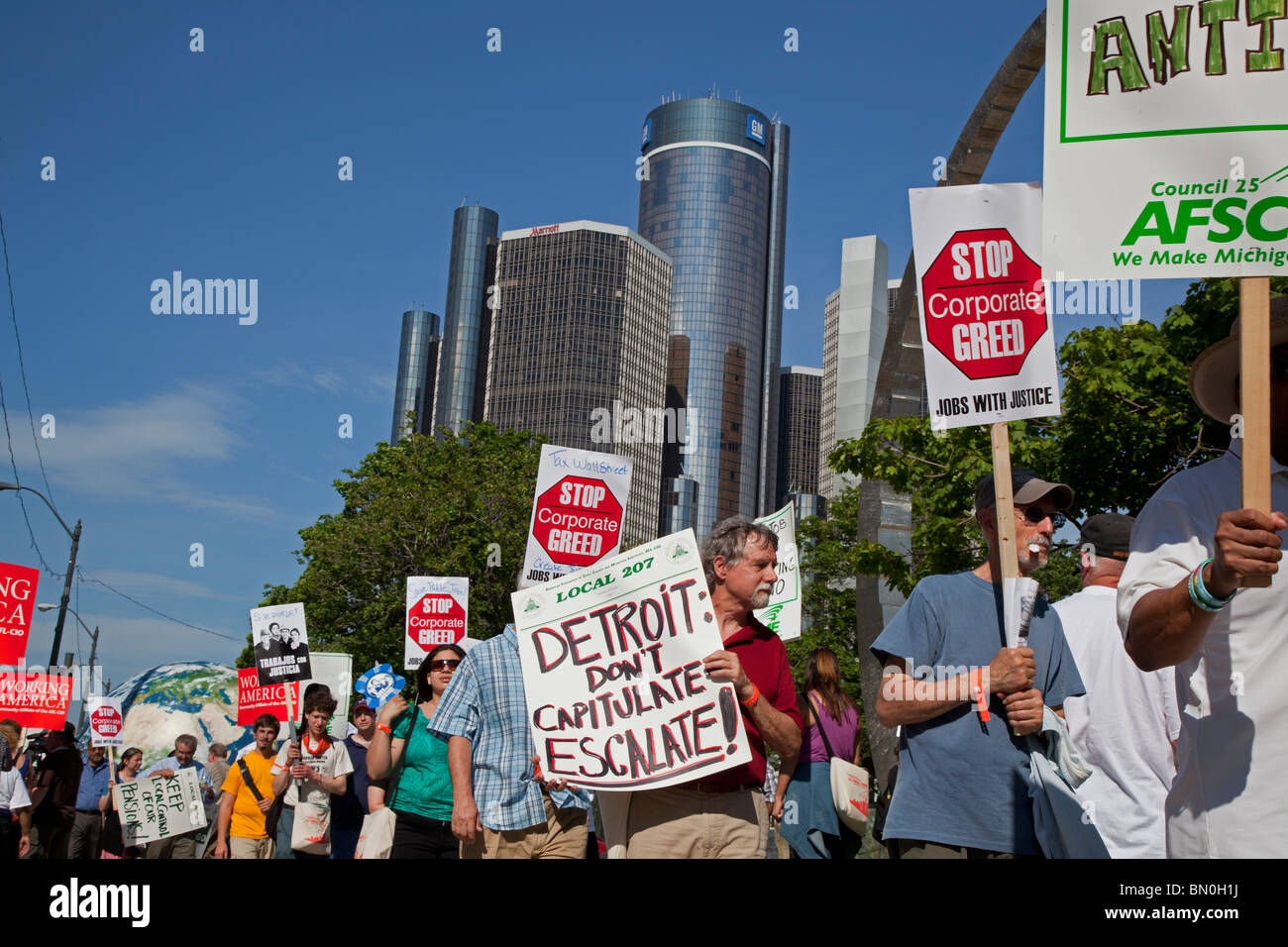 Social city hi-res stock photography and images - Alamy
