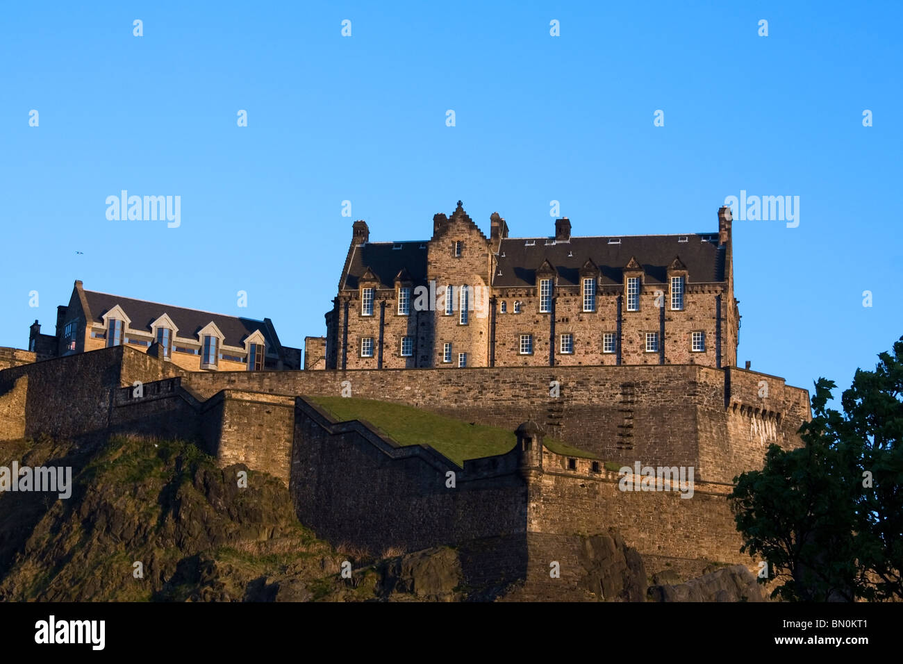 Panoramic view of the Edinburgh Castle at Dusk, Scotland Stock Photo ...