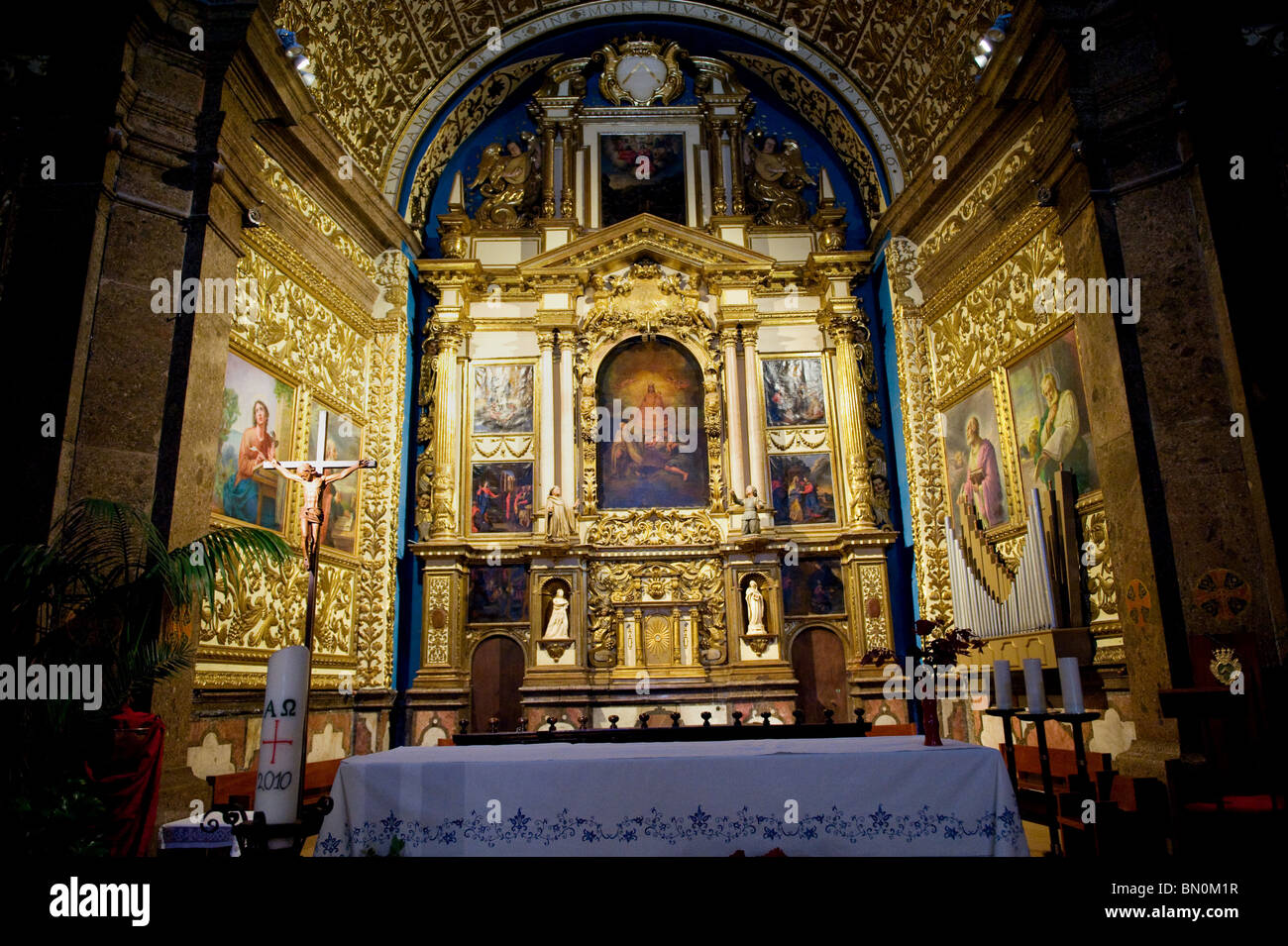 Altar decoration in the Basilica de la Mare de Deu, Lluc Monastery ...