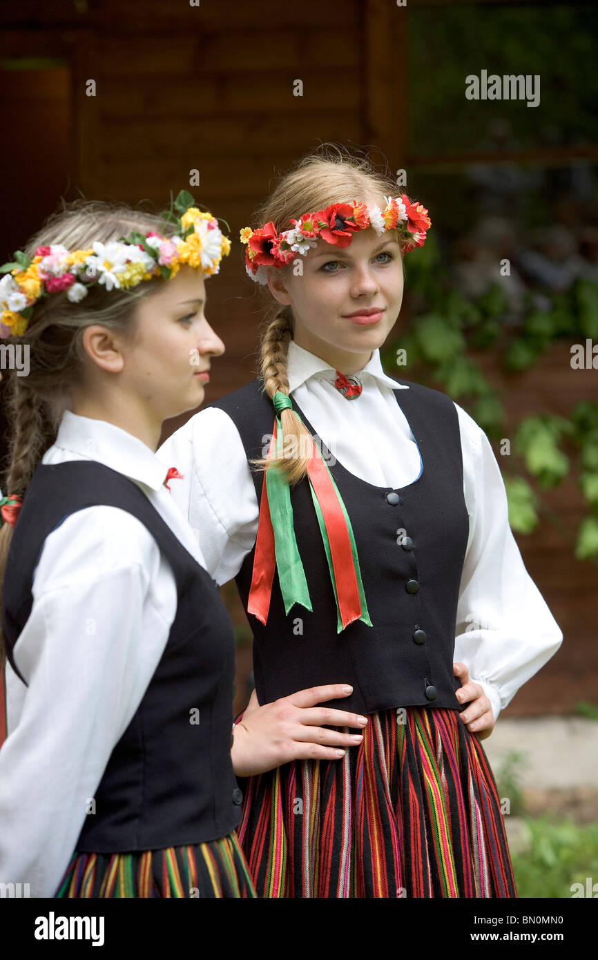 Latvia,Latvian folklore,Traditional costumes,dance,dancing,sing,singing ...
