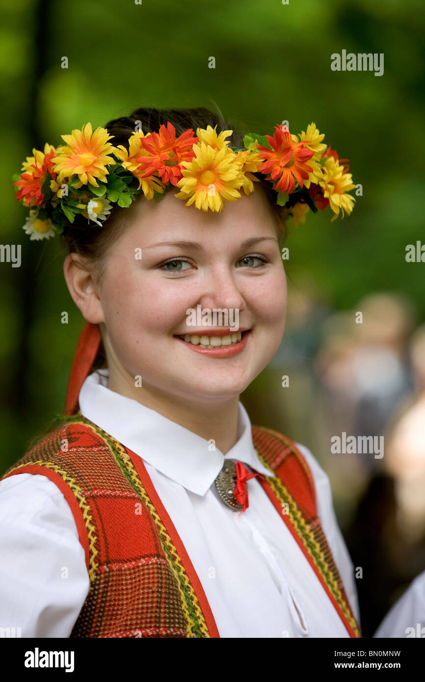 Latvia,Latvian folklore,Traditional costumes,dance,dancing,sing,singing ...