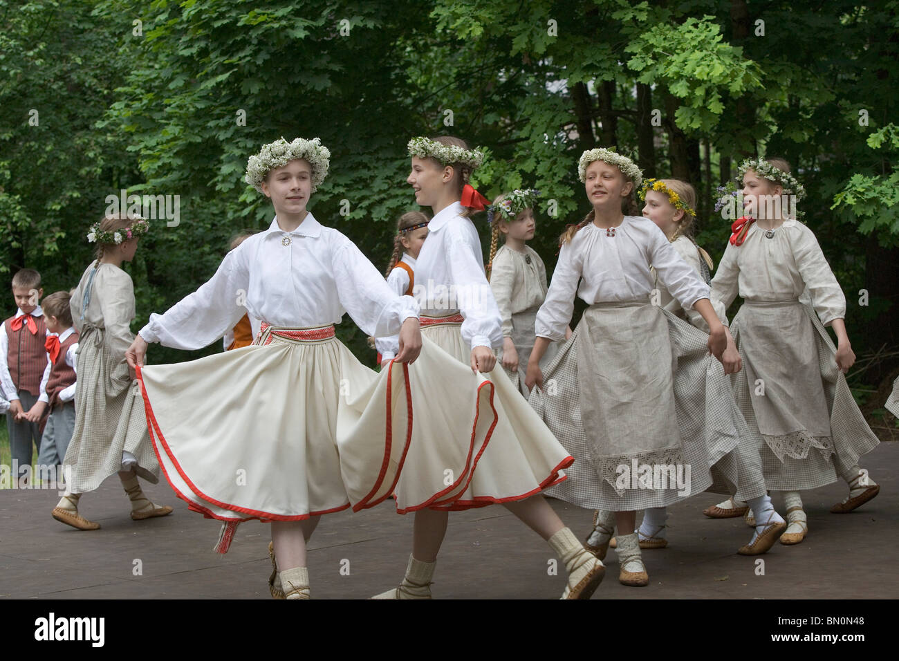 Latvia,Latvian folklore,Traditional costumes,sing,singing,dance,dancing ...