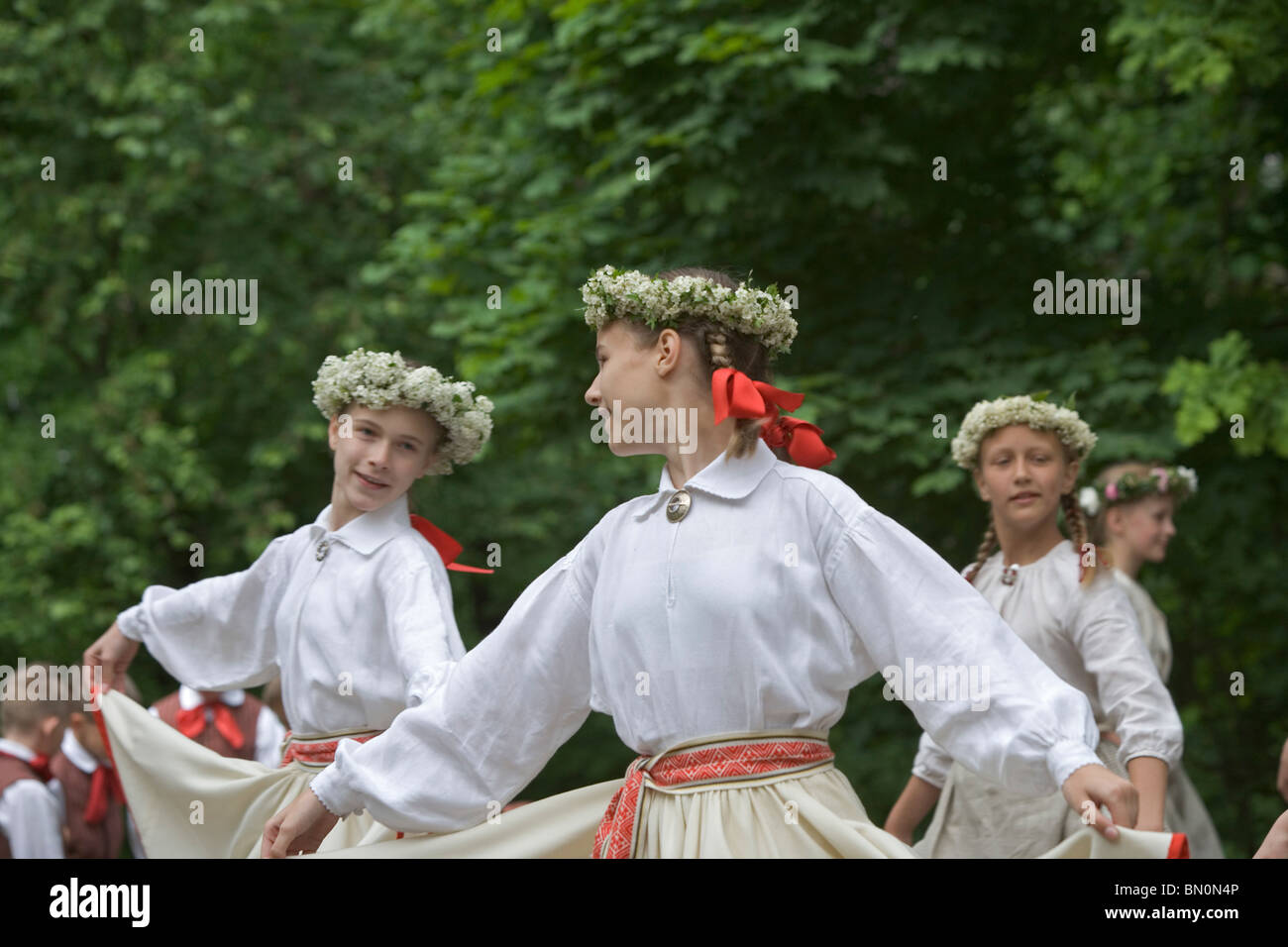 Latvia,Latvian folklore,Traditional costumes,sing,singing,dance,dancing ...