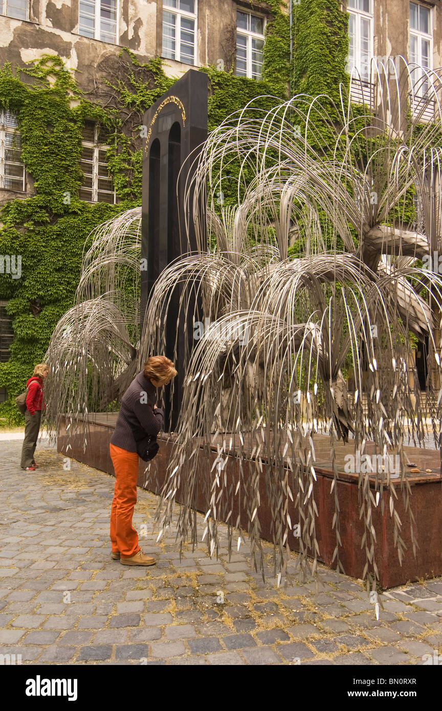 Community holocaust hi-res stock photography and images - Alamy