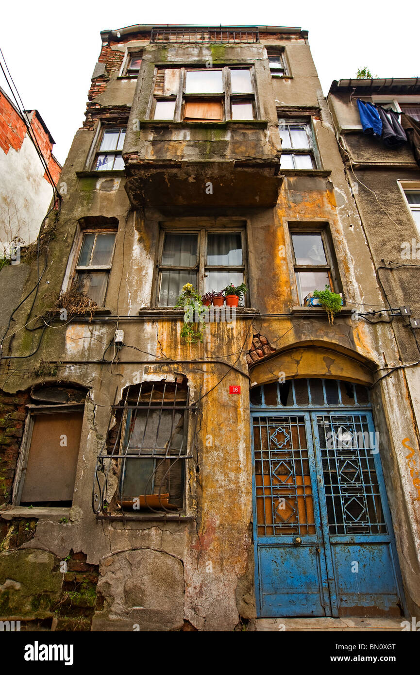 Old derelict building in a city centre Stock Photo - Alamy