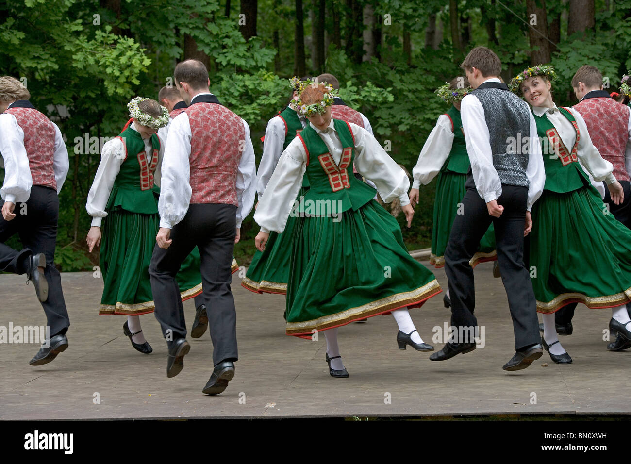 Latvia,Latvian folklore,Traditional costumes,sing,singing,dance,dancing ...