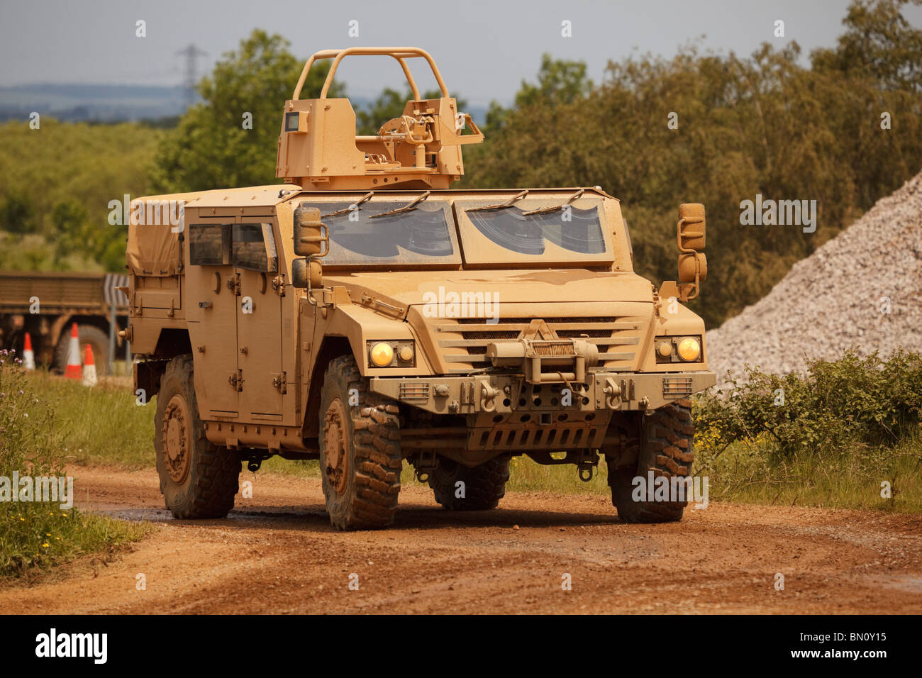 British army land rover hi-res stock photography and images - Alamy