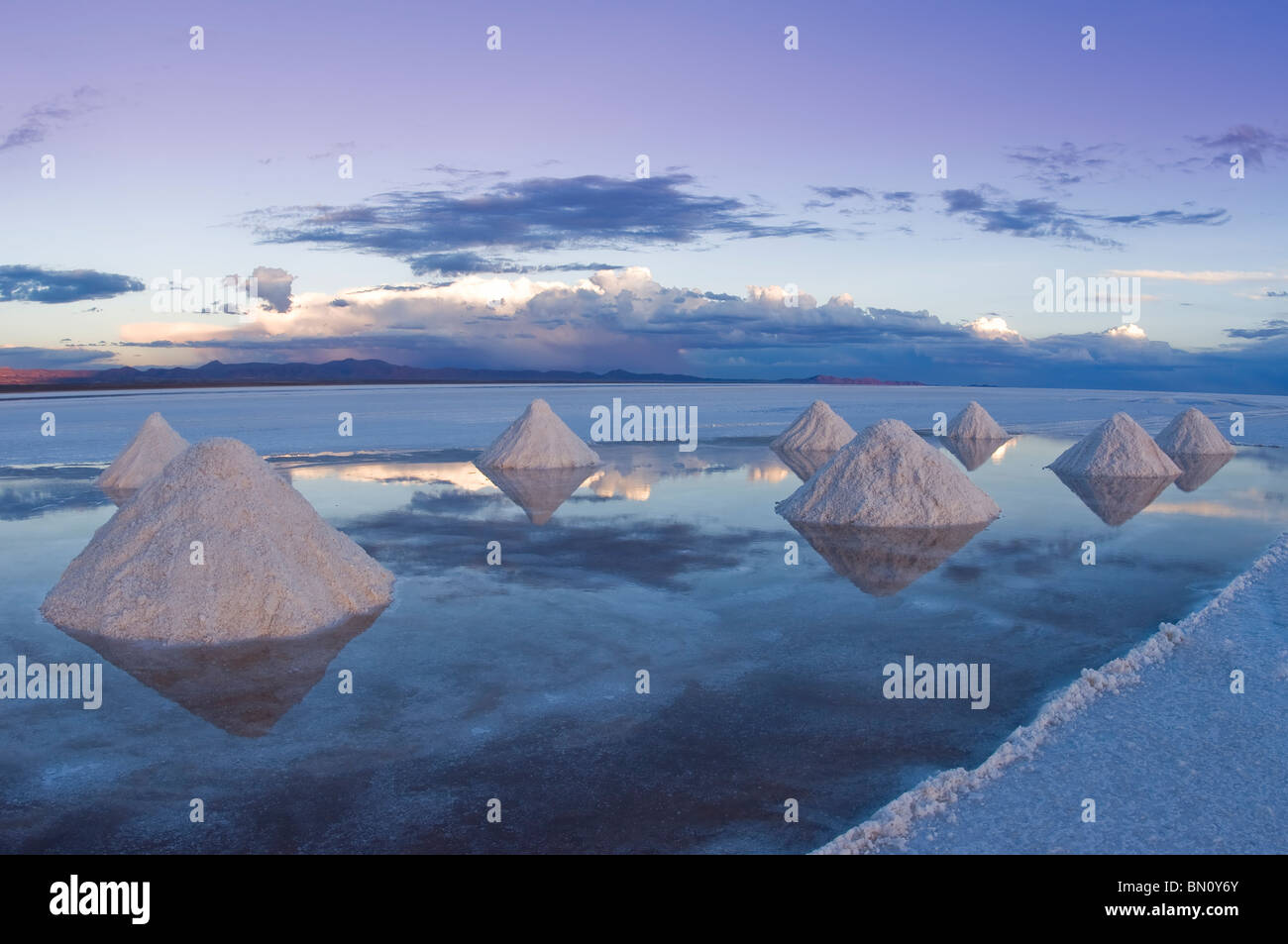 Salt cones, Salar de Uyuni, Potosi, Bolivia Stock Photo - Alamy