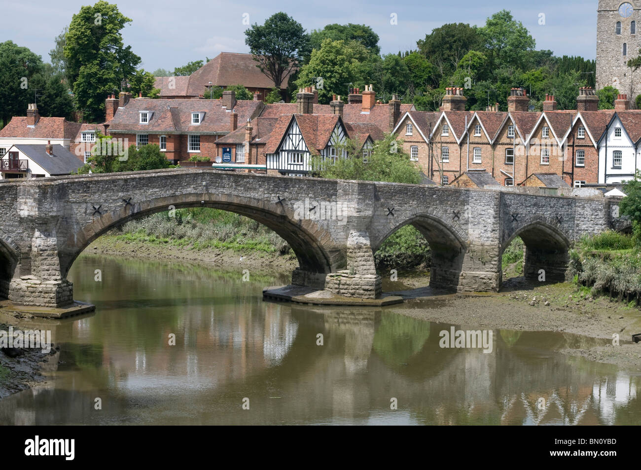 Aylesford Kent village countryside bridge over river medway Stock Photo ...