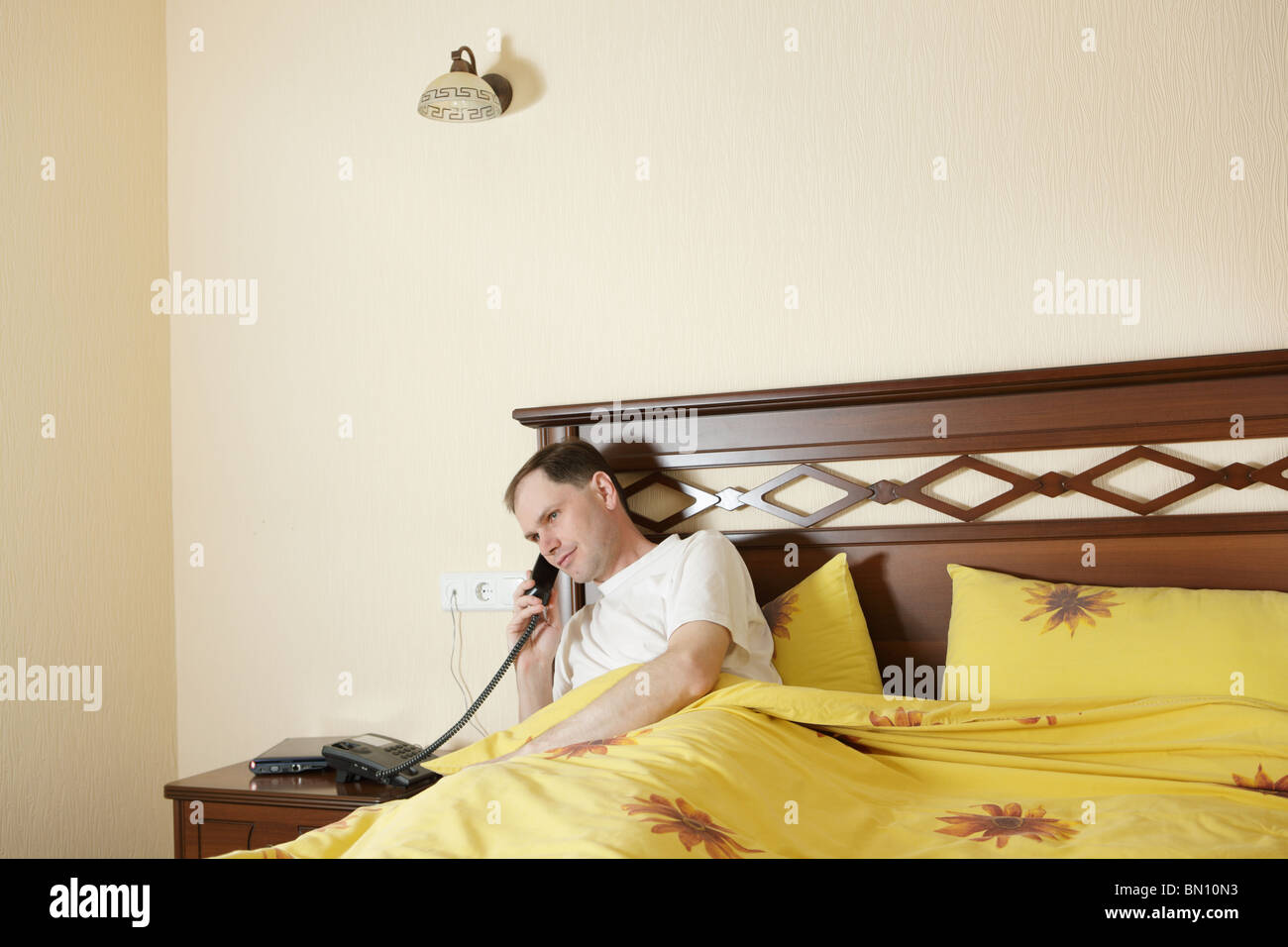 Service phone hi-res stock photography and images - Alamy