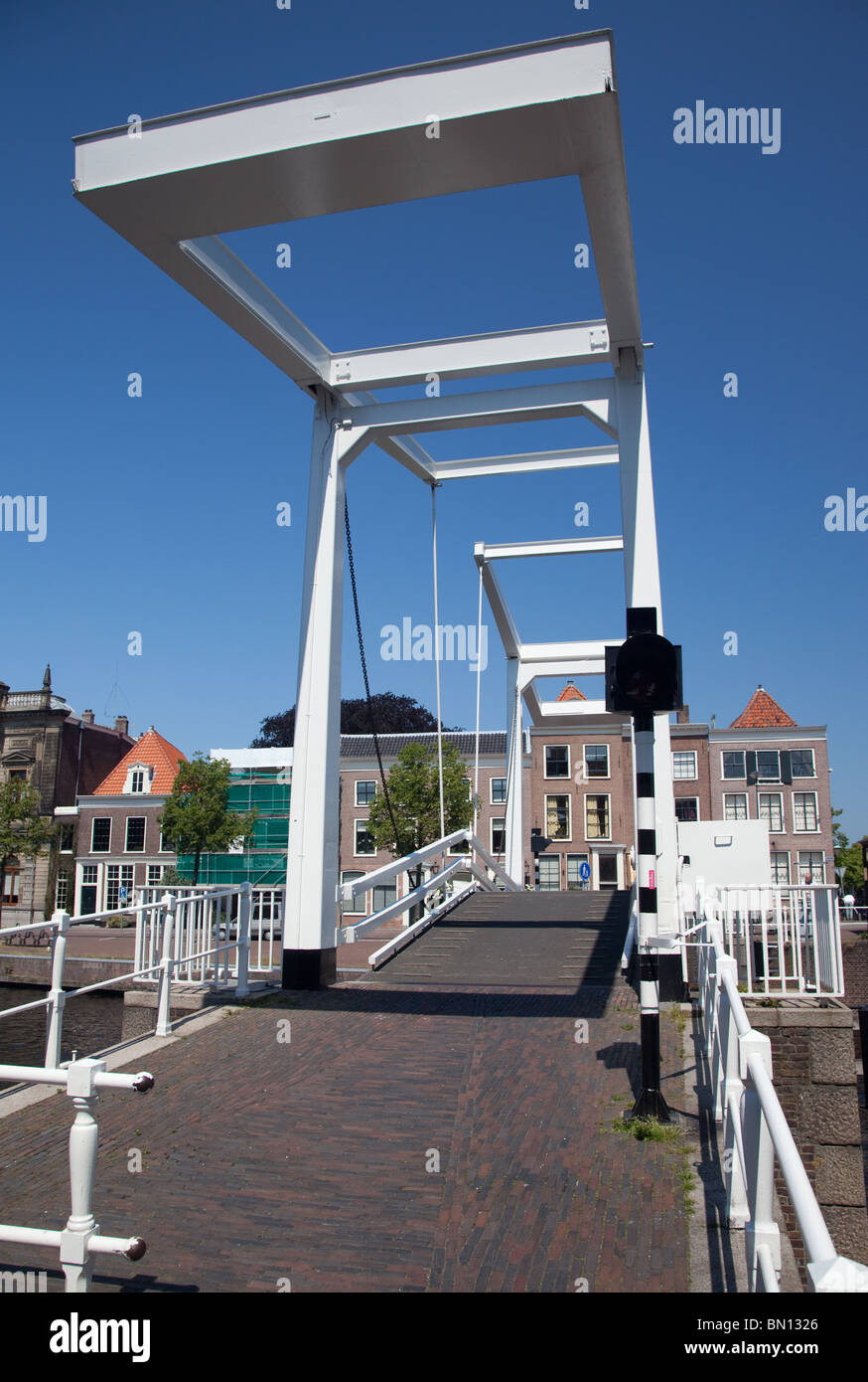 Swing road canal bridge hi-res stock photography and images - Alamy