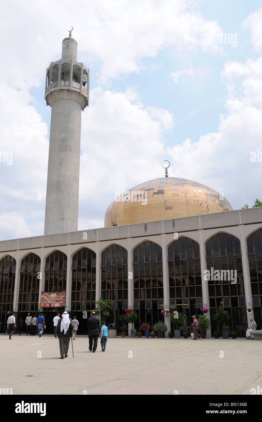 Muslim mosque uk hi-res stock photography and images - Alamy