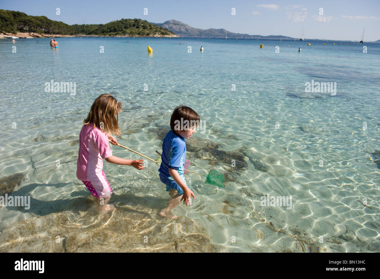 Children playing go fish hi-res stock photography and images - Alamy