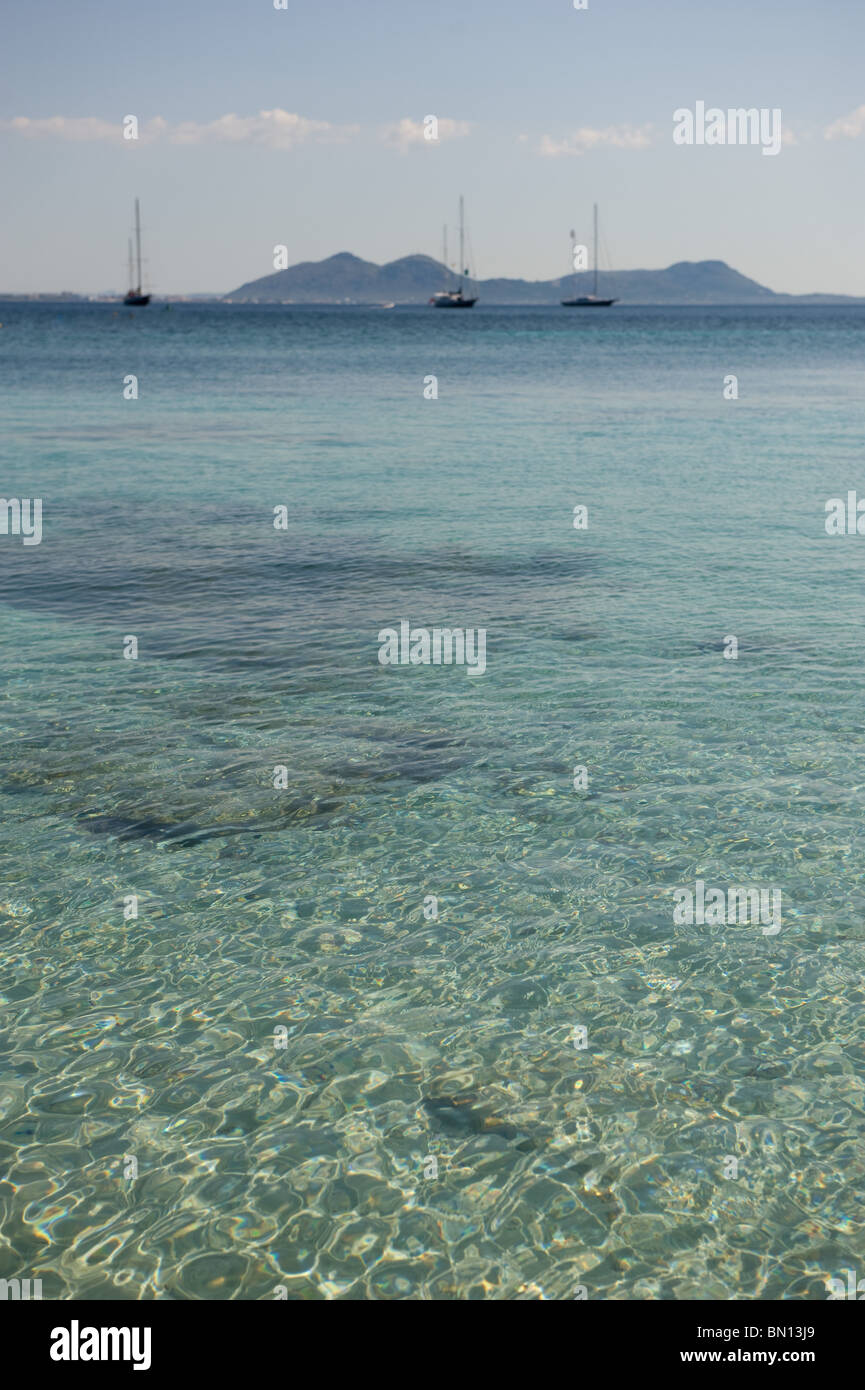 A view of Pollenca bay looking south to Alcudia from Formentor beach ...