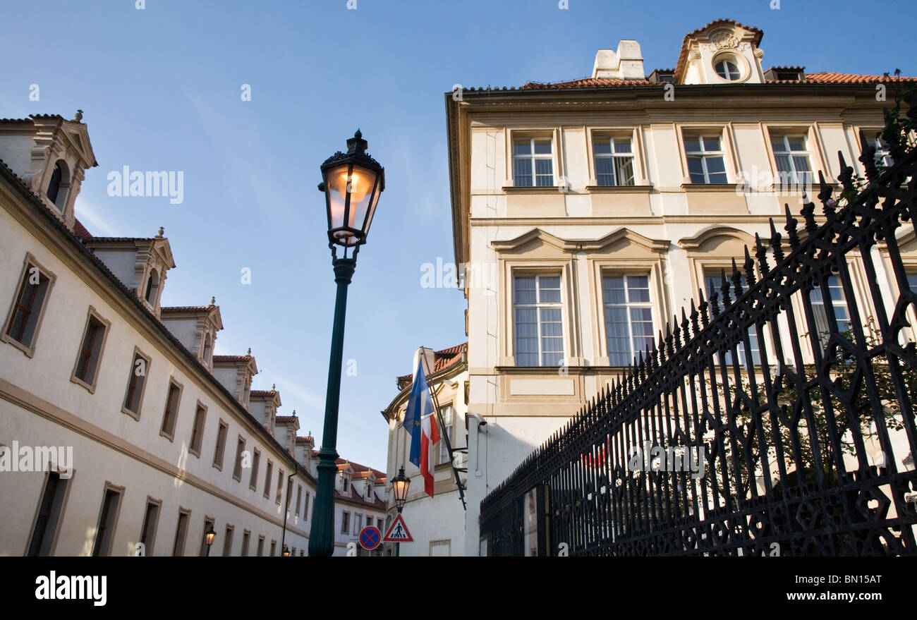 Polish embassy hi-res stock photography and images - Alamy