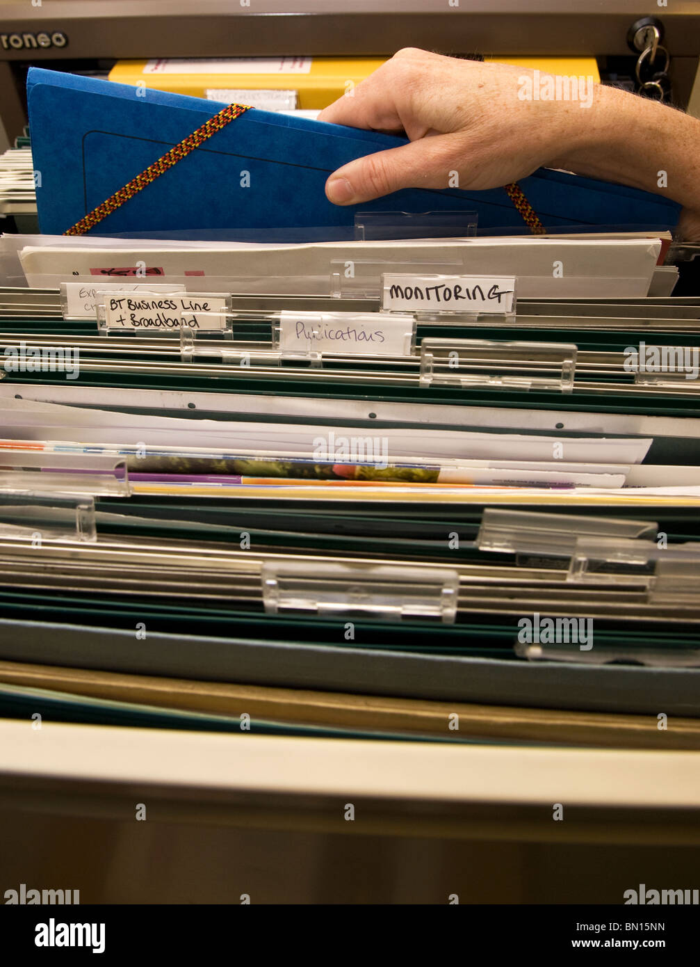 Filing cabinet paper hi-res stock photography and images - Alamy