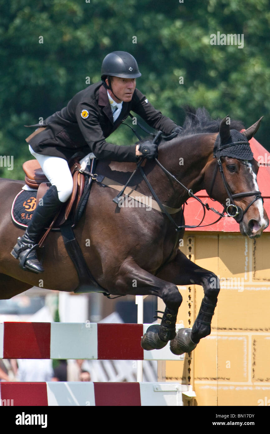 Hickstead water jump hi-res stock photography and images - Alamy