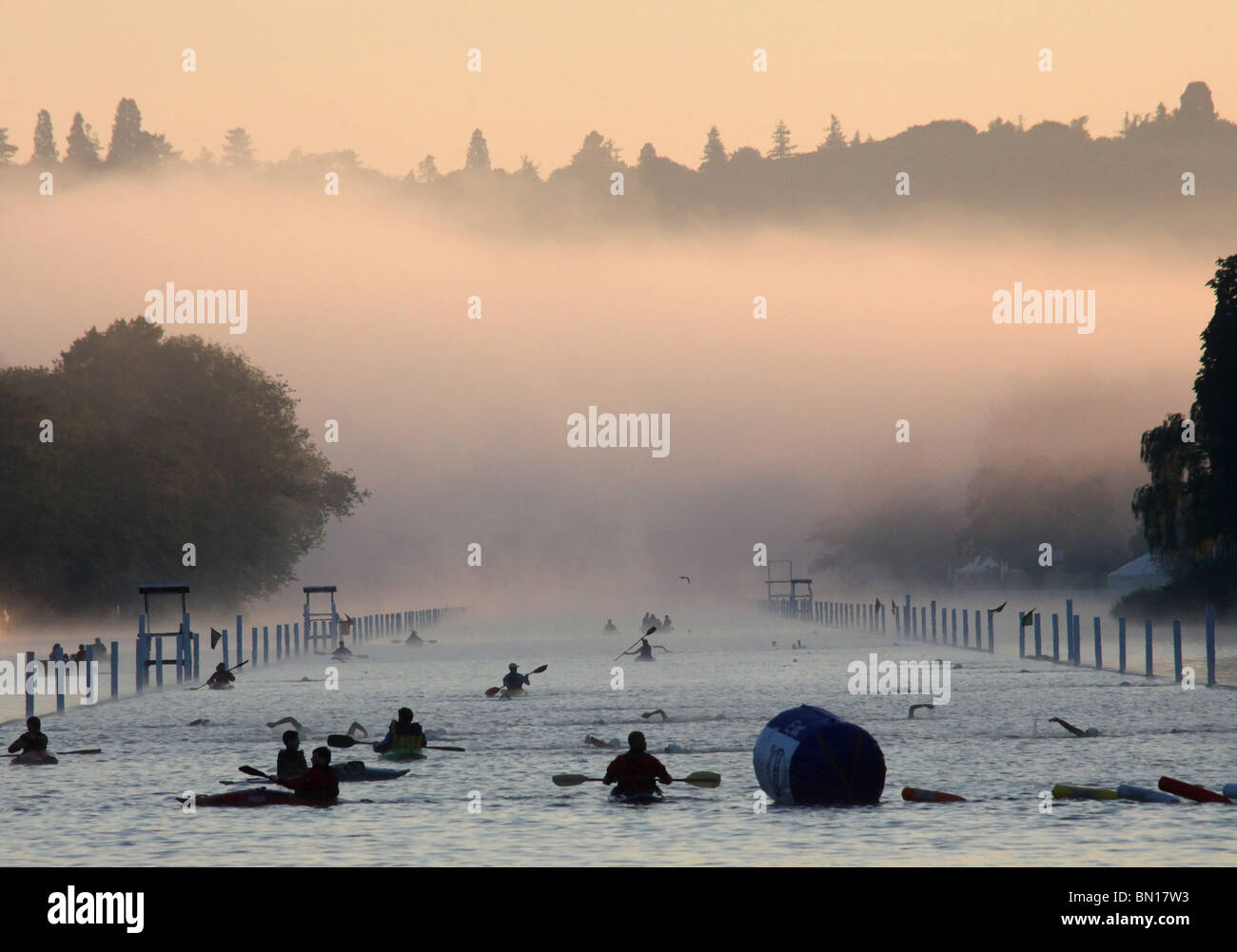 Henley royal regatta hi-res stock photography and images - Alamy