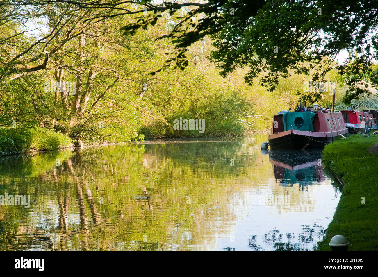 Long boats on the canal hi-res stock photography and images - Alamy